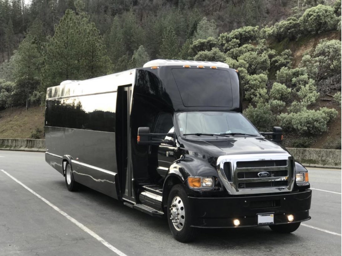 Infinity Limousine Service - Ottawa Premier Limousine Rentals